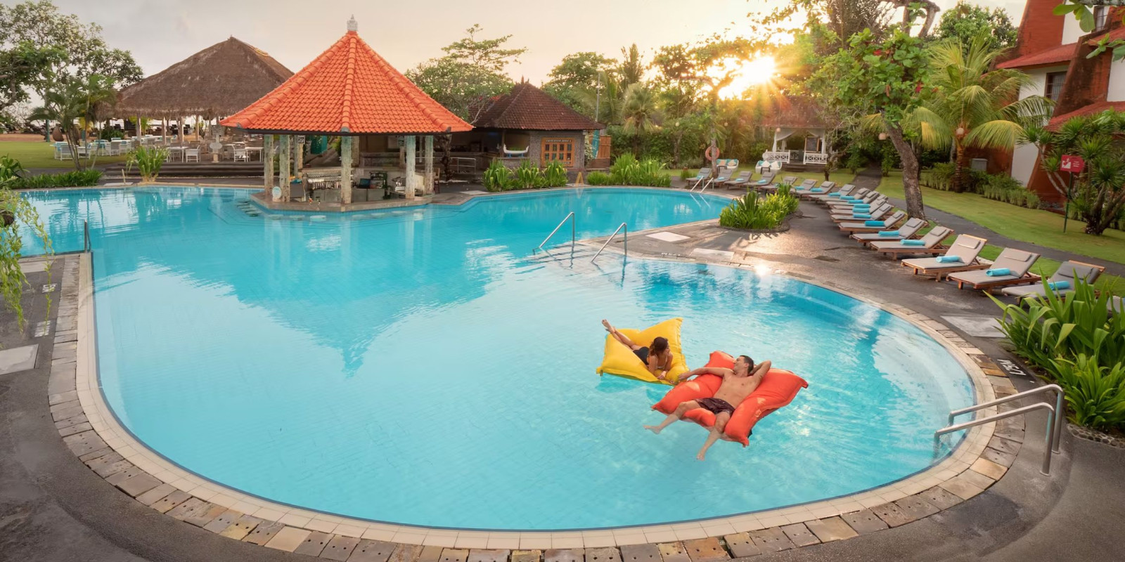 December Holiday Package Deals 2024 | Thompsons Holidays